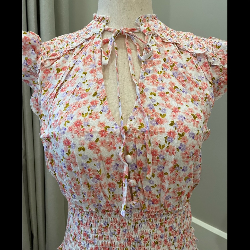 Brand New Beautiful & Cute Flower Print Ruffle Top - Gem